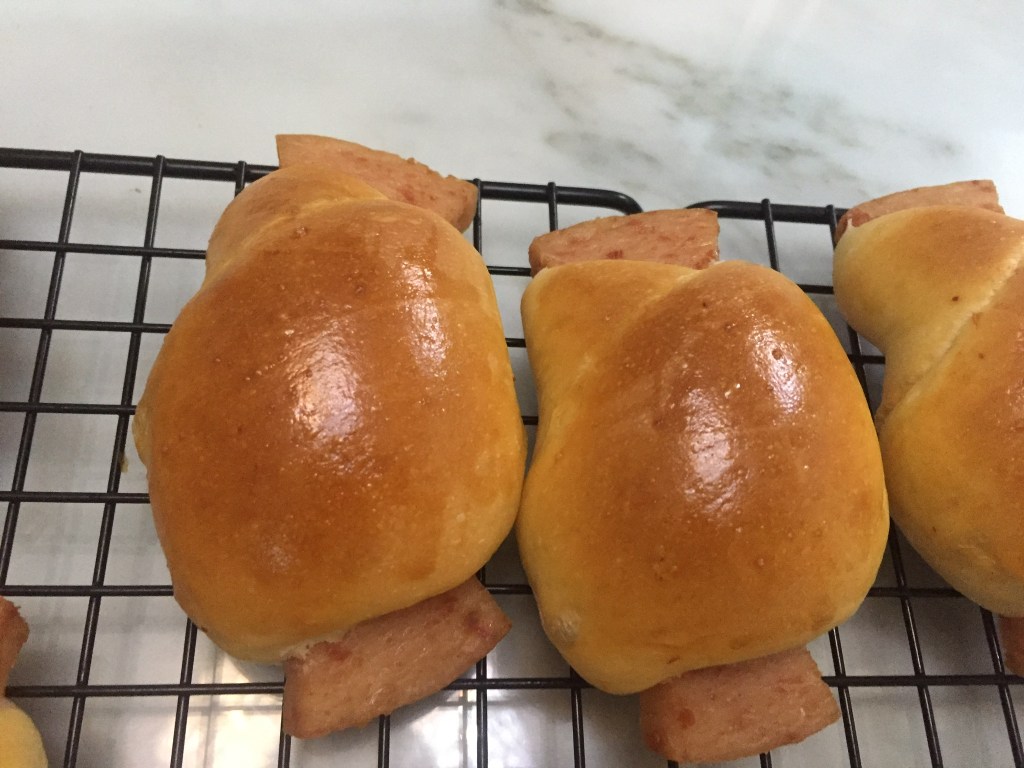 Easy One Proof Buns (Burger and Luncheon Meat) – Olady Bakes