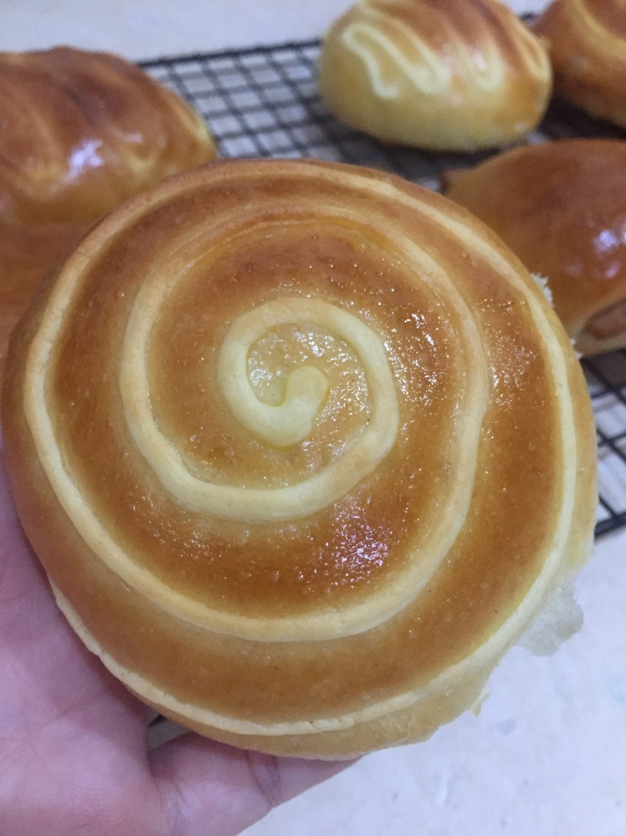 Custard Buns (one proof buns) – Olady Bakes