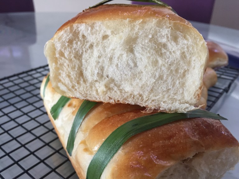 Assorted Buns with Poolish Starter (Bacon and Cheese Fishbone, Pull ...