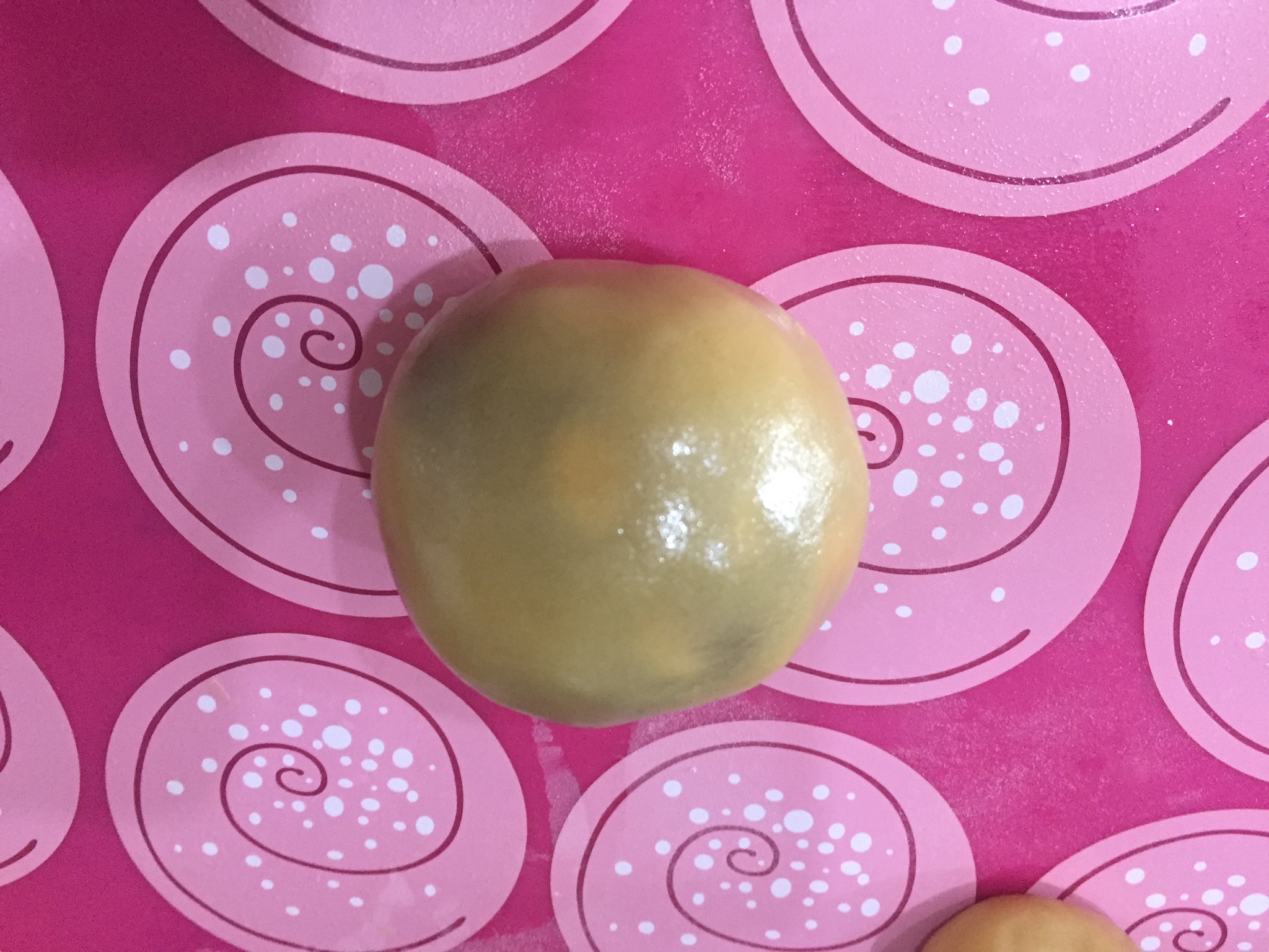 Traditional Mooncake (Easy) – Olady Bakes