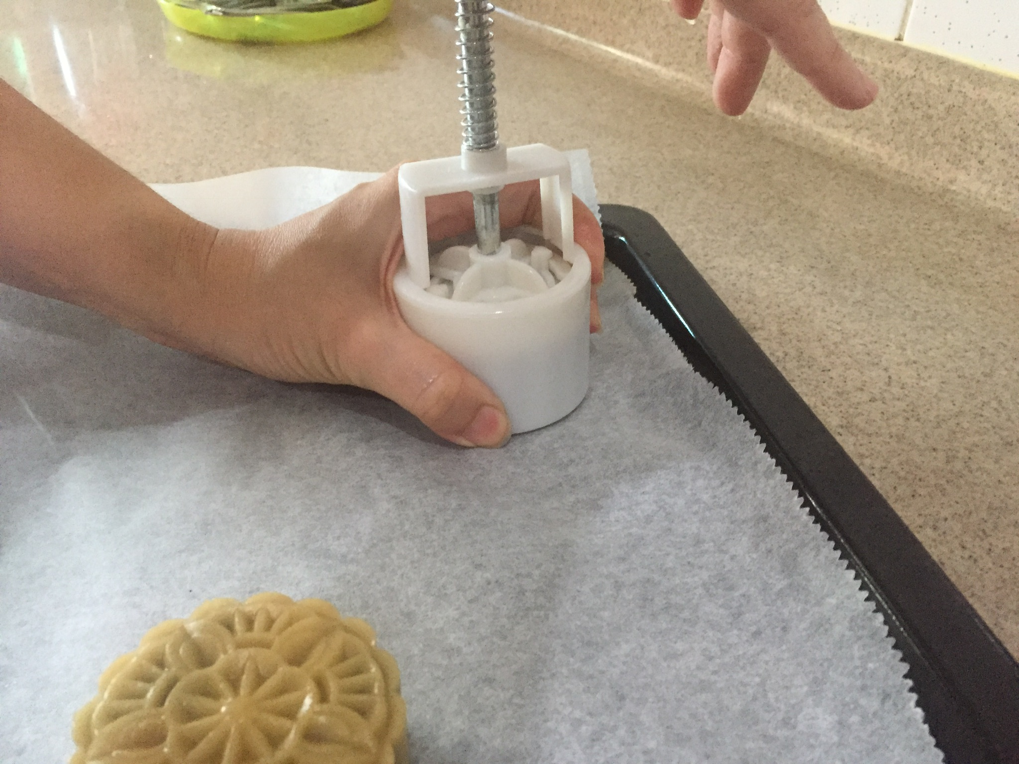 Traditional Mooncake (Easy) – Olady Bakes