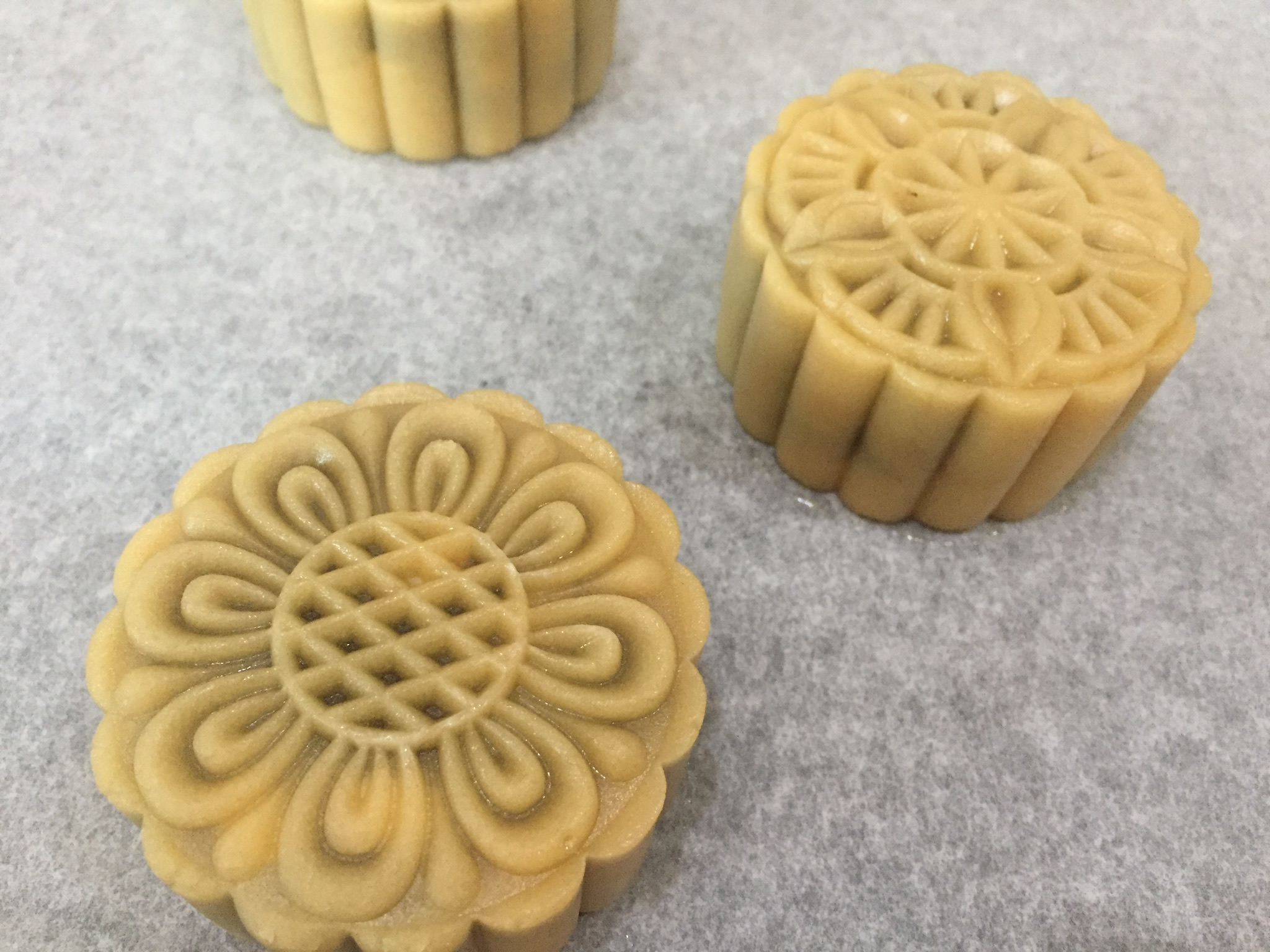 Traditional Mooncake (Easy) – Olady Bakes