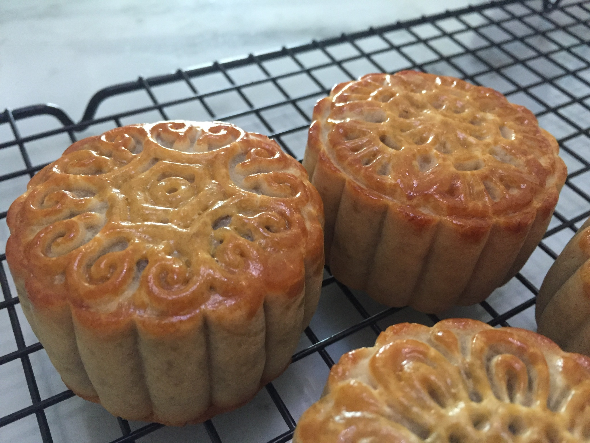 Traditional Mooncake (Easy) – Olady Bakes