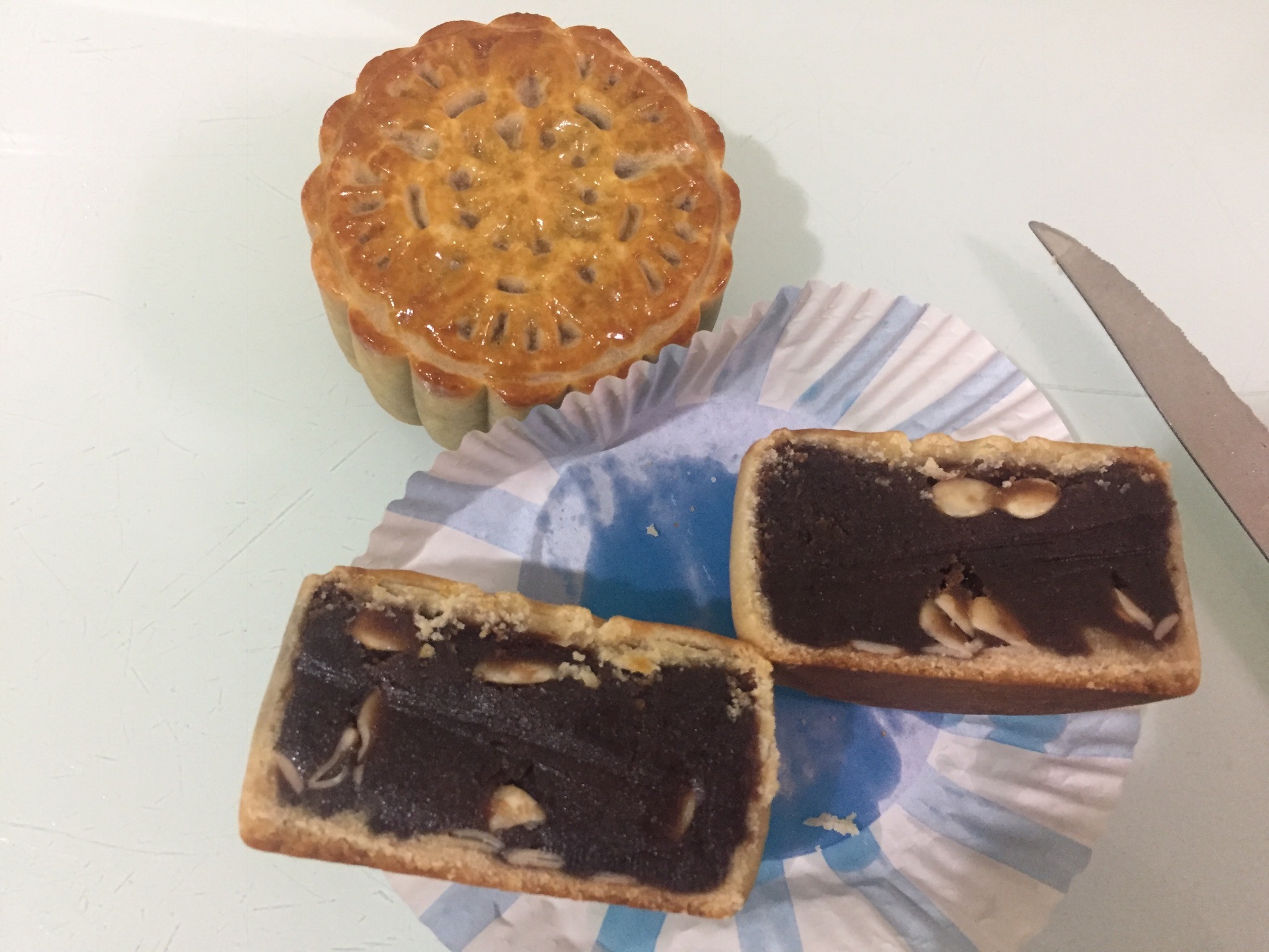Traditional Mooncake (Easy) – Olady Bakes