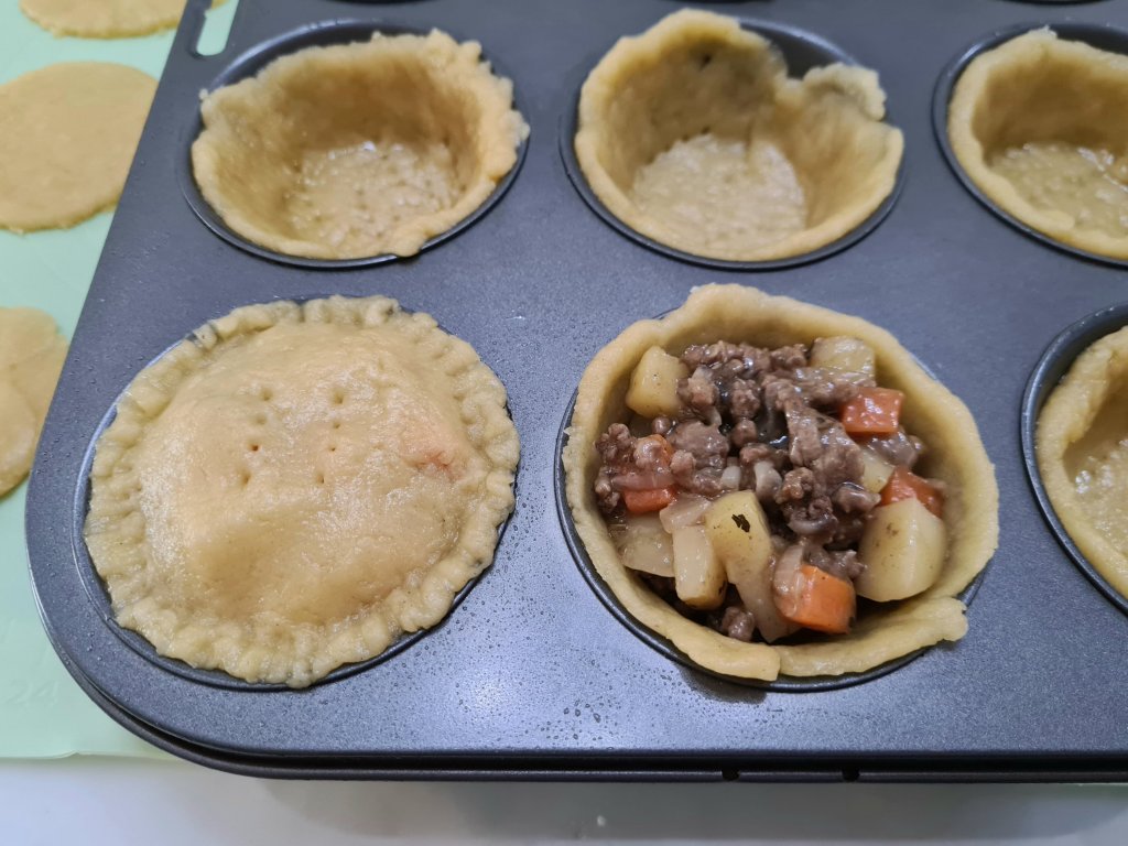 Minced Beef Pies – Olady Bakes